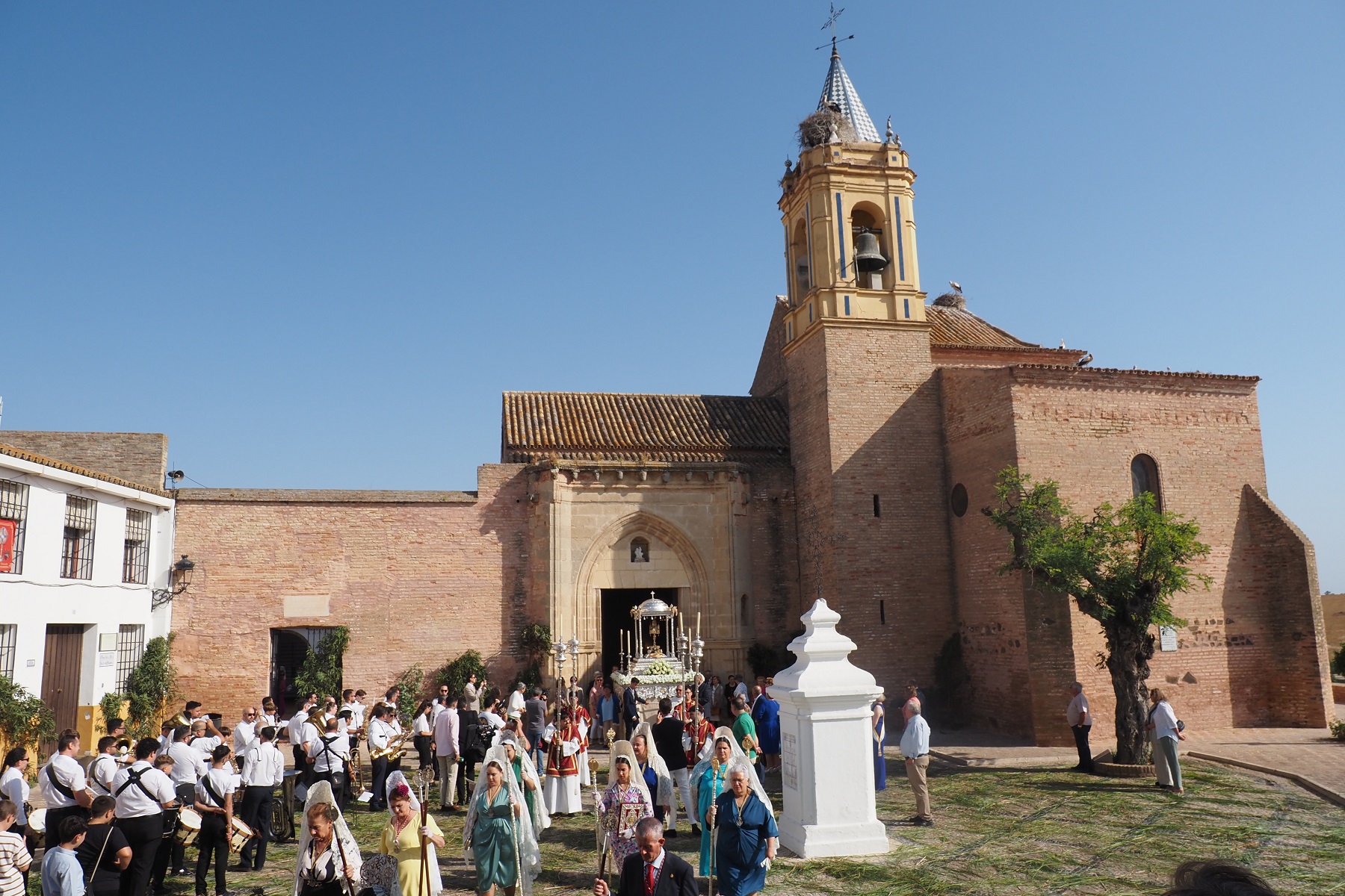 Palos de la Frontera celebra su tradicional Corpus Christi - Canalcosta ...